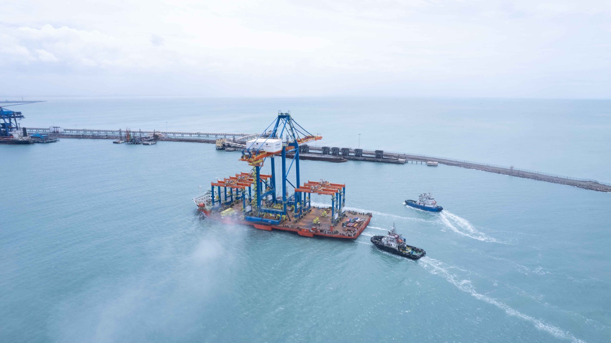 Tuticorin Container Terminal Welcomes First Crane Shipment - DST ...
